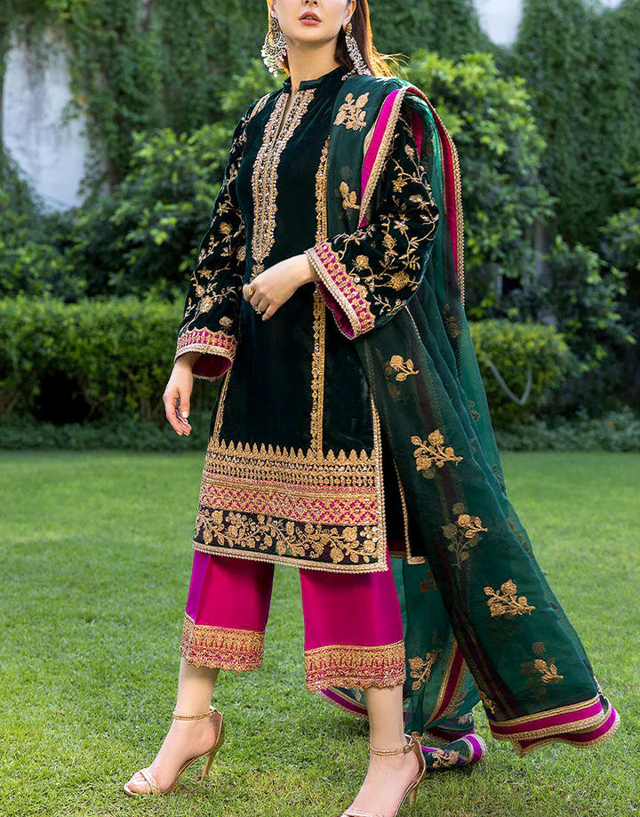 Mehndi Dress Designs 2026- Mayun & Ubtan Outfits for Mehendi Brides ...